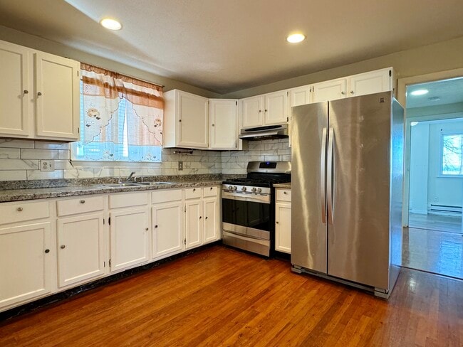 92 Crest Ave - 92 Crest Ave Revere MA 02151 | Apartment Finder