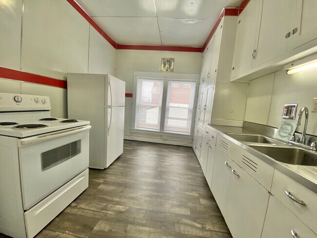 107 W Main St - 107 W Main St Greenville OH 45331 | Apartment Finder