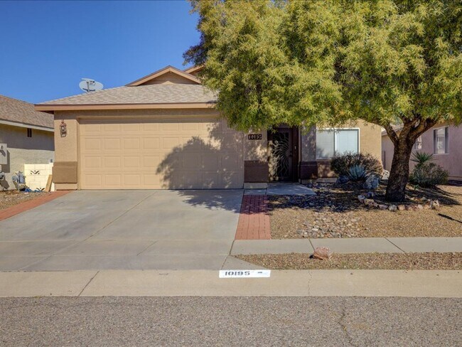 RITA RANCH!! 3 Bedroom 2 Bathroom - 10195 E Paseo Juan Tabo Tucson AZ ...