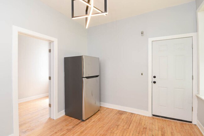 1922 N Wilmot Ave - 1922 N Wilmot Ave Chicago IL 60647 | Apartment Finder