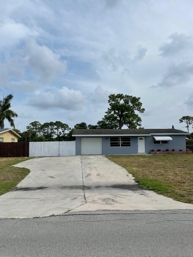 3945 Park Ln - 3945 Park Ln West Palm Beach FL 33406 | Apartment Finder