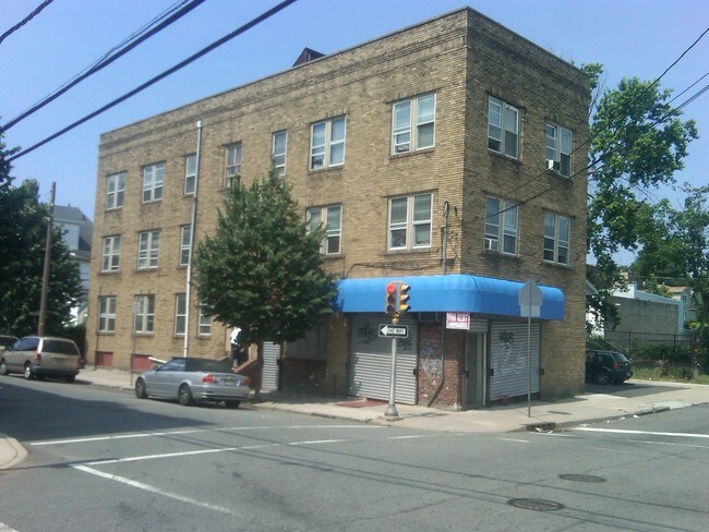 935 Hunterdon St - 935 Hunterdon St Newark NJ 07112 | Apartment Finder