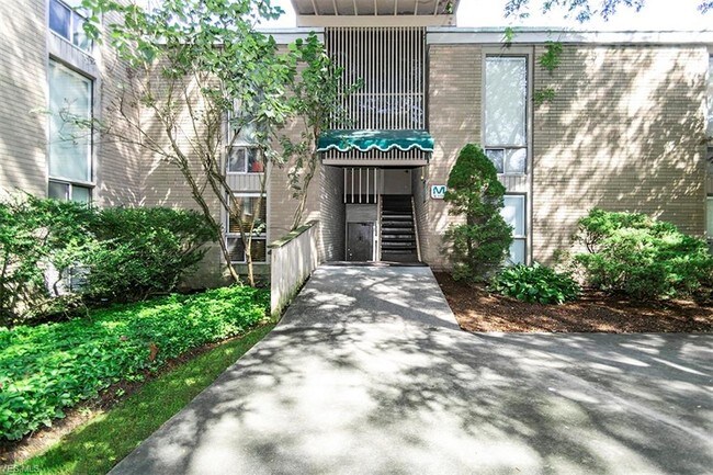 6590 Chaffee Ct - 6590 Chaffee Ct Brecksville OH 44141 | Apartment Finder