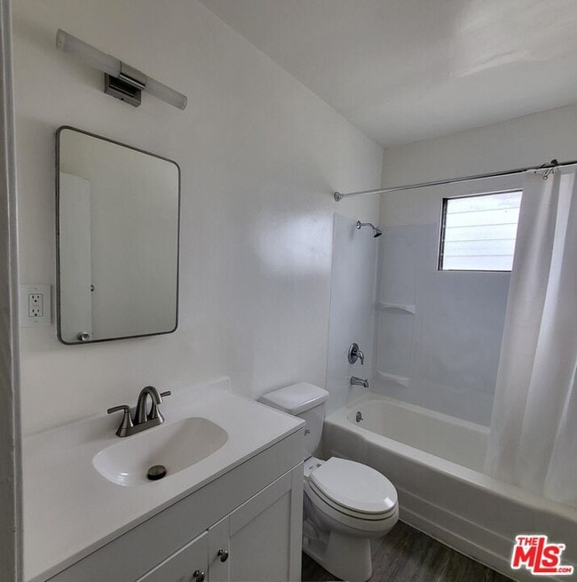 933 S Norton Ave - 933 S Norton Ave Los Angeles CA 90019 | Apartment Finder