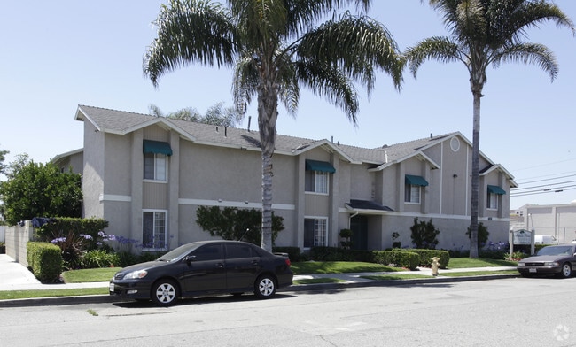 Melrose Place - 329-401 S Melrose St Anaheim CA 92805 | Apartment Finder