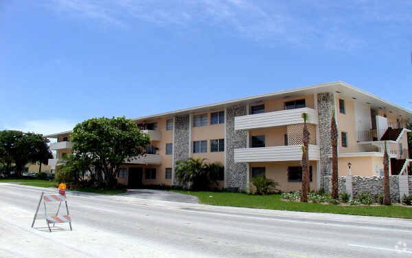 6250 Bird Rd - 6250 Bird Rd Miami FL 33155 | Apartment Finder