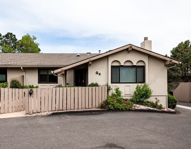 Kissing Camels Charming One Level Condo - 5308 Kissing Camels Dr ...