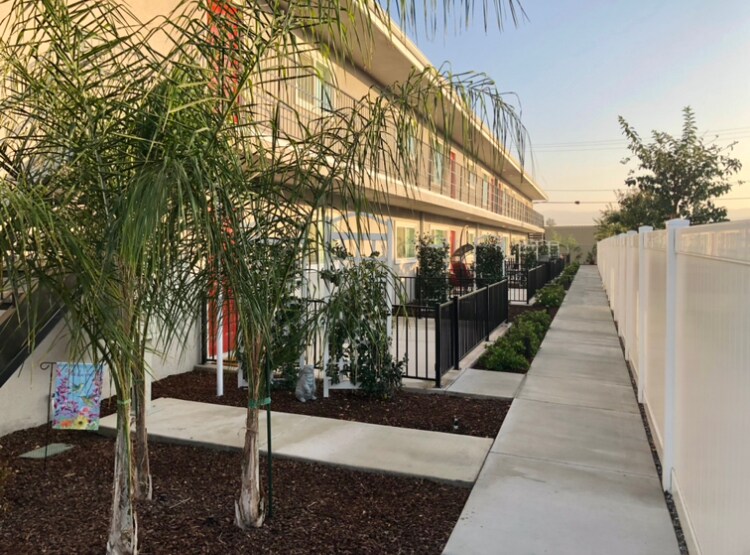 1511 W Redlands Blvd - 1511 W Redlands Blvd Redlands CA 92373 ...