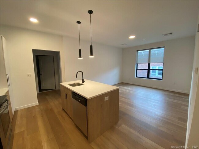 104 Howe St - 104 Howe St New Haven CT 06511 | Apartment Finder