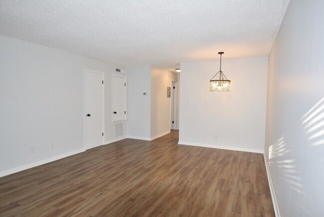 3325 N Westmoreland Dr - 3325 N Westmoreland Dr Orlando FL 32804 ...
