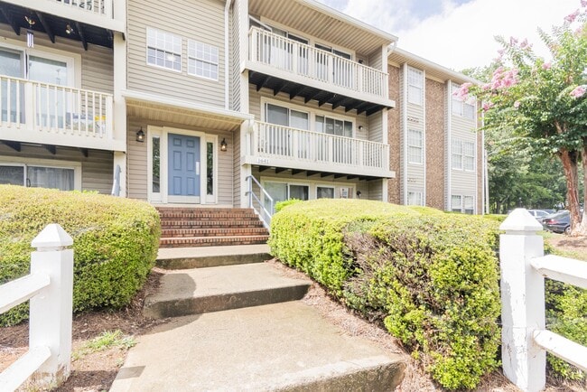 1641 Arlyn Cir - 1641 Arlyn Cir Charlotte NC 28213 | Apartment Finder