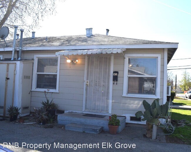 1 br, 1 bath House - 6838 18th Ave #A - 6838 18th Ave Sacramento CA ...