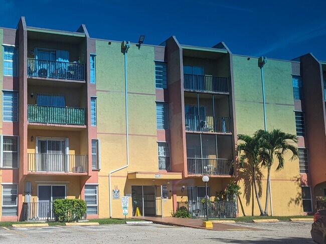 4803 NW 7th St - 4803 NW 7th St Miami FL 33126 | Apartment Finder