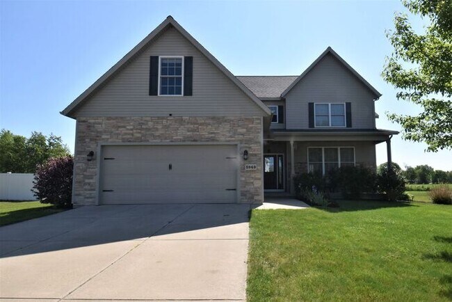 Gorgeous 4 bedroom/3.5 bath home in Steven... - 5969 Racine Dr ...
