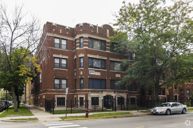 7701 S Yates Blvd - 7701 S Yates Blvd Chicago IL 60649 | Apartment Finder