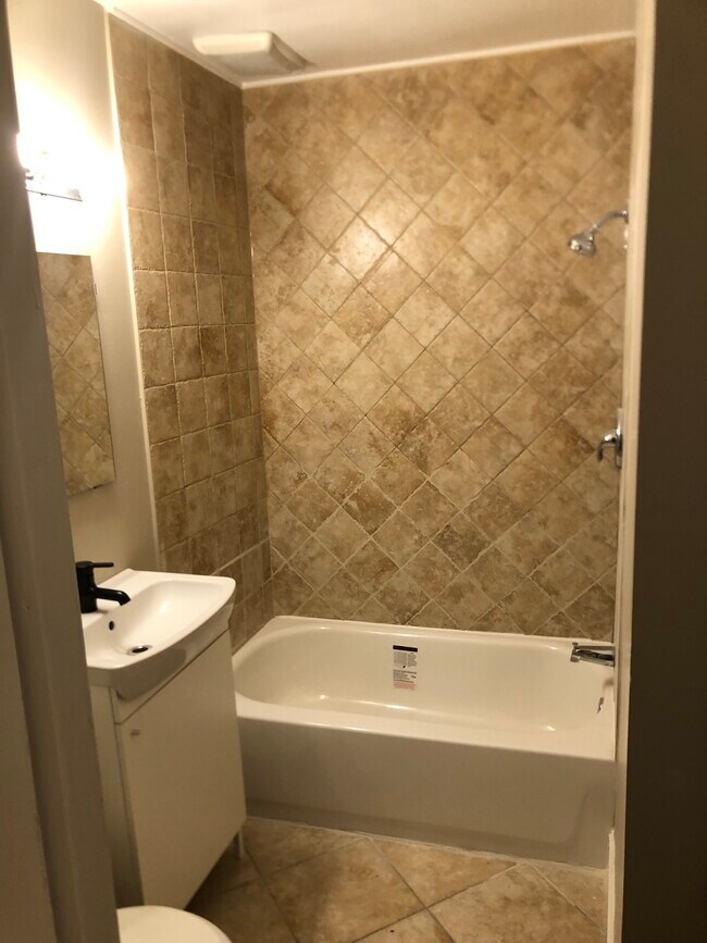 7208 Harvard St - 7208 Harvard St Forest Park IL 60130 | Apartment Finder