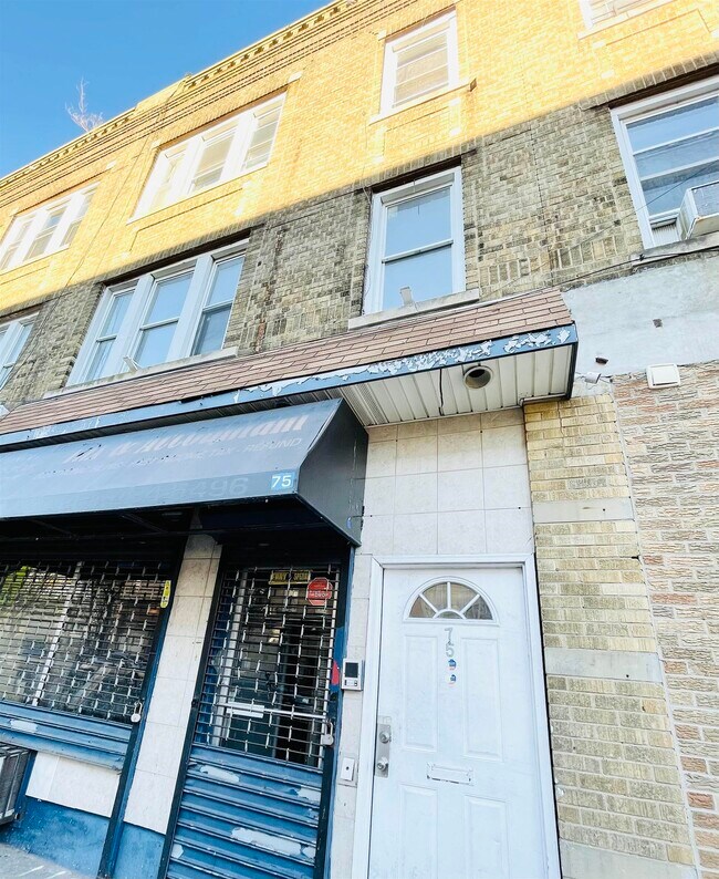 75 M.L.K. Drive - 75 M.L.K. Drive Jersey City NJ 07305 | Apartment Finder