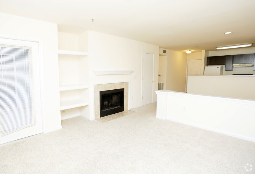 Crossings at Russett - 8500 Summit View Rd Laurel MD 20724 | Apartment ...