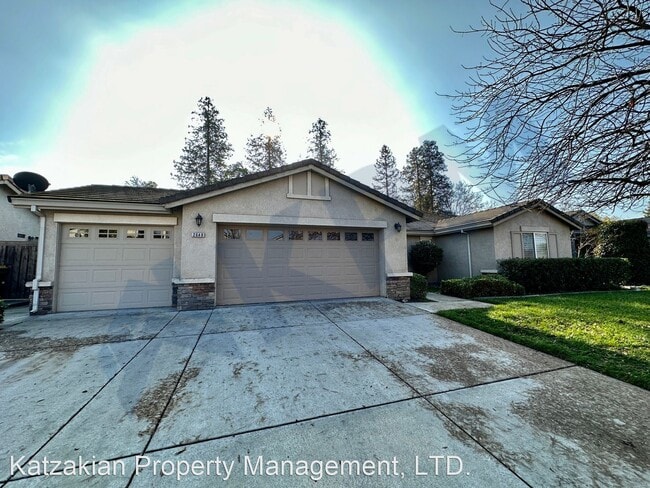 4 br, 2.5 bath House - 2640 Lonnie Beck Way - 2640 Lonnie Beck Way ...