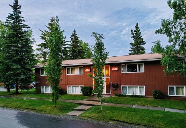 Downtown Classics - Anchorage, AK | Apartment Finder