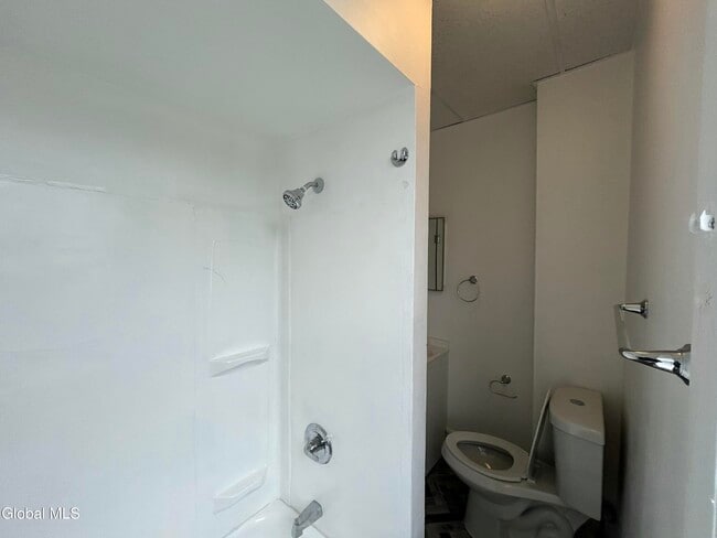 663 2nd Ave - 663 2nd Ave Troy NY 12182 | Apartment Finder