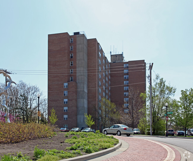 Santa Fe Tower Apartments 8101 Santa Fe Dr Overland Park Ks 66204