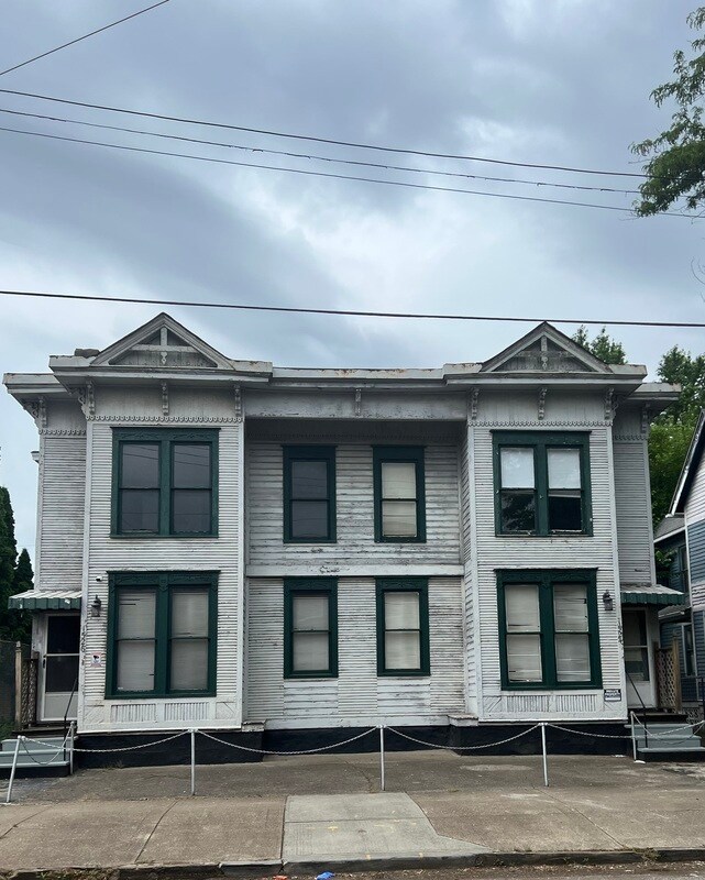 1526 East 49th Street - UP - 1526 E 49th St Cleveland OH 44103 ...