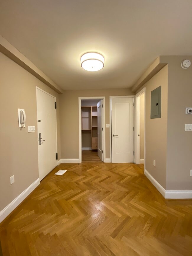 Yorkshire Towers - New York, NY | Apartment Finder