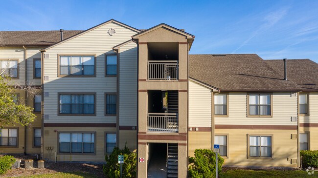 Falcon Trace - Orlando, FL | Apartment Finder