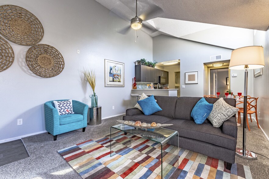 Boulevard at 4201 Apartments - 4201 S Decatur Blvd Las Vegas NV 89103 ...