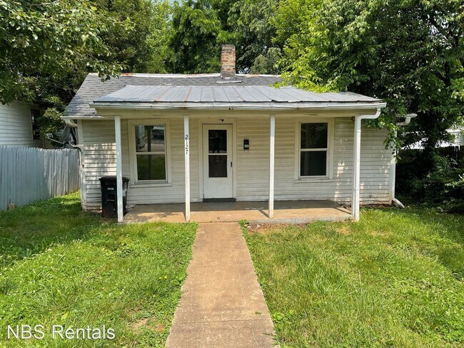 2 br, 1 bath House - 2127 Hanover Street - 2127 Hanover St Lynchburg VA ...