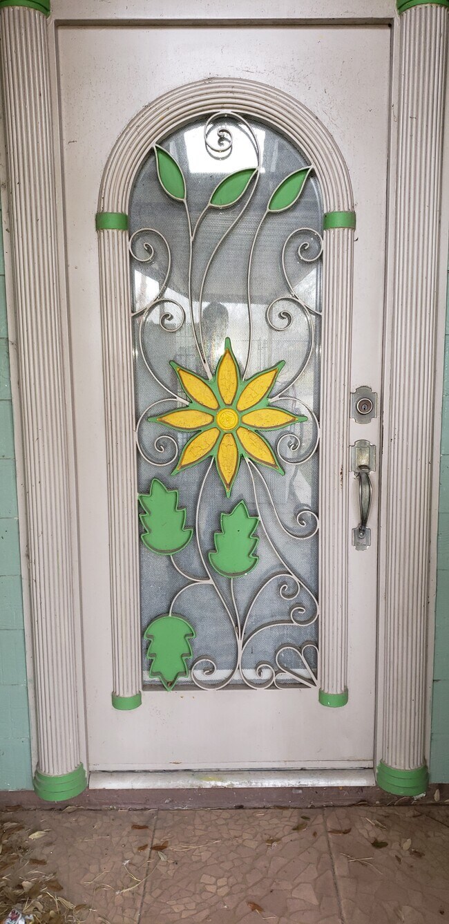 306 N Carlos Arispe - 306 N Carlos Arispe Elsa TX 78538 | Apartment Finder