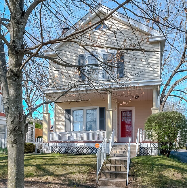 683 Elsmere Park - 683 Elsmere Park Lexington KY 40508 | Apartment Finder