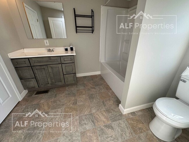 Private 3-Bedroom Home on Hideaway Mountain Road – 1,735 SF - 44 ...