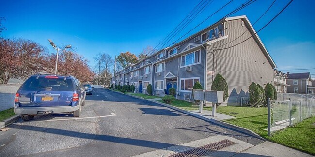 120 Lockman Ave - 120 Lockman Ave Staten Island NY 10303 | Apartment Finder