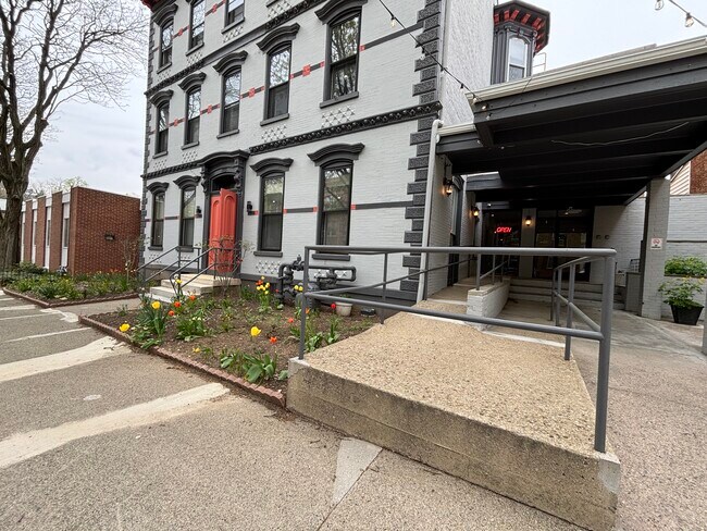 123 N 2nd St - 123 N 2nd St Easton PA 18042 | Apartment Finder