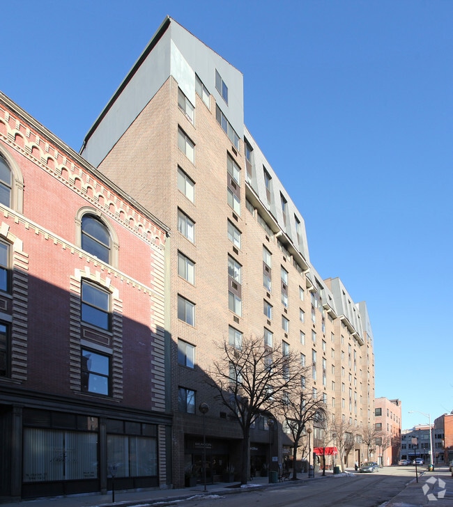 Exchange Place Towers - 44 Center St Waterbury CT 06702 | Apartment Finder