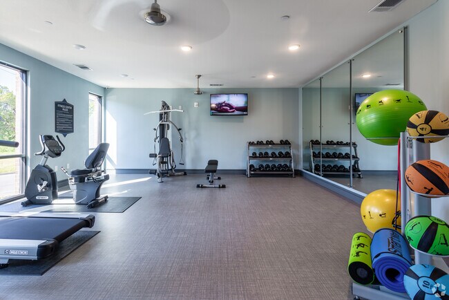 The Abali - 4611 N IH 35 SVRD NB Austin TX 78722 | Apartment Finder