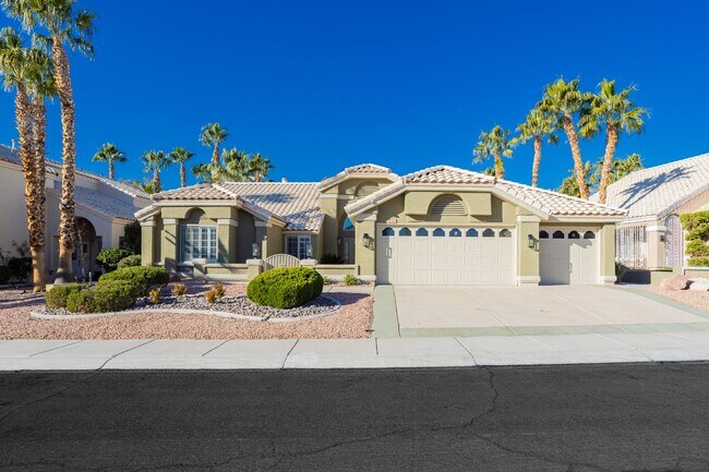 Unbeatable Luxury in Peccole Ranch: Your D... - 1929 Madagascar Ln Las ...