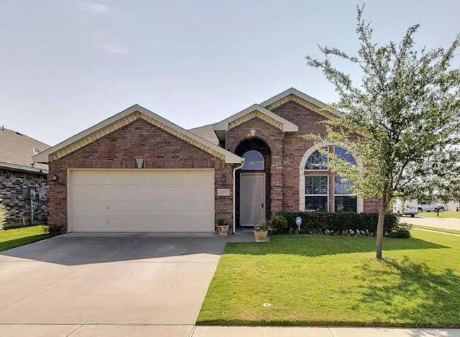 8377 Edgepoint Tr - 8377 Edgepoint Tr Hurst TX 76053 | Apartment Finder