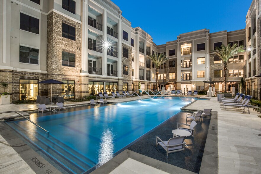 Sinclair - 4139 Bellaire Blvd Houston TX 77025 | Apartment Finder