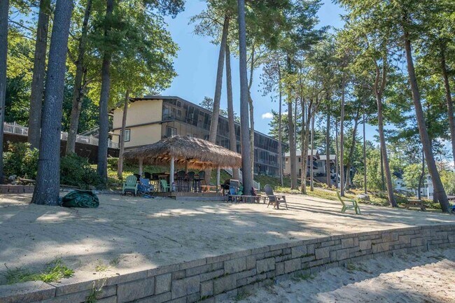 766 Weirs Blvd - 766 Weirs Blvd Laconia NH 03246 | Apartment Finder