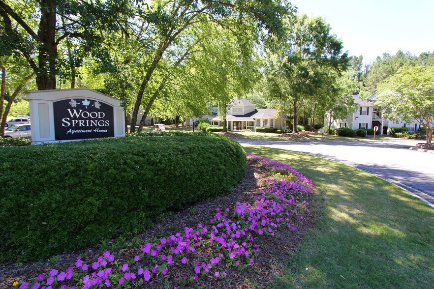Wood Springs - 200 Springs Ave Birmingham AL 35242 | Apartment Finder