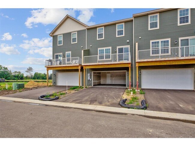 12552 Harpers Ct NE - 12552 Harpers Ct NE Blaine MN 55449 | Apartment ...