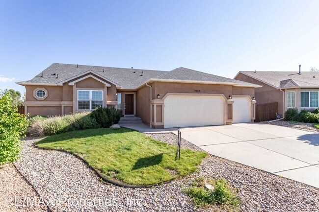 4 br, 3.5 bath House - 7167 Indian River D... - 7167 Indian River Dr ...