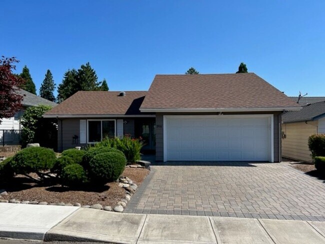 2Bd/1.5Ba Single Story House - For Viewing! - 2916 Twin Oak Pl NW Salem ...