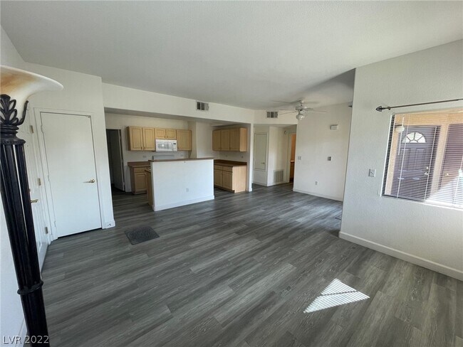 8250 N Grand Canyon Dr - 8250 N Grand Canyon Dr Las Vegas NV 89166 ...