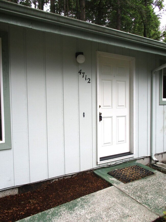 Haug: 4712/14 - 4712-4714 Reid Dr NW Gig Harbor WA 98335 | Apartment Finder