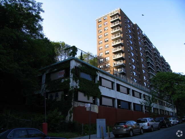 Adelphia House - 1590 Undercliff Ave Bronx NY 10453 | Apartment Finder