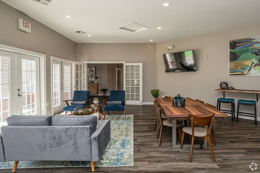 Legacy Pointe - 6900 Cantrell Rd Little Rock AR 72207 | Apartment Finder